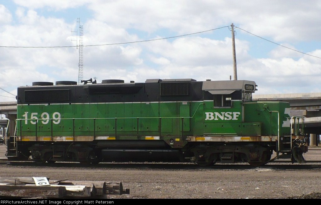 BNSF 1599